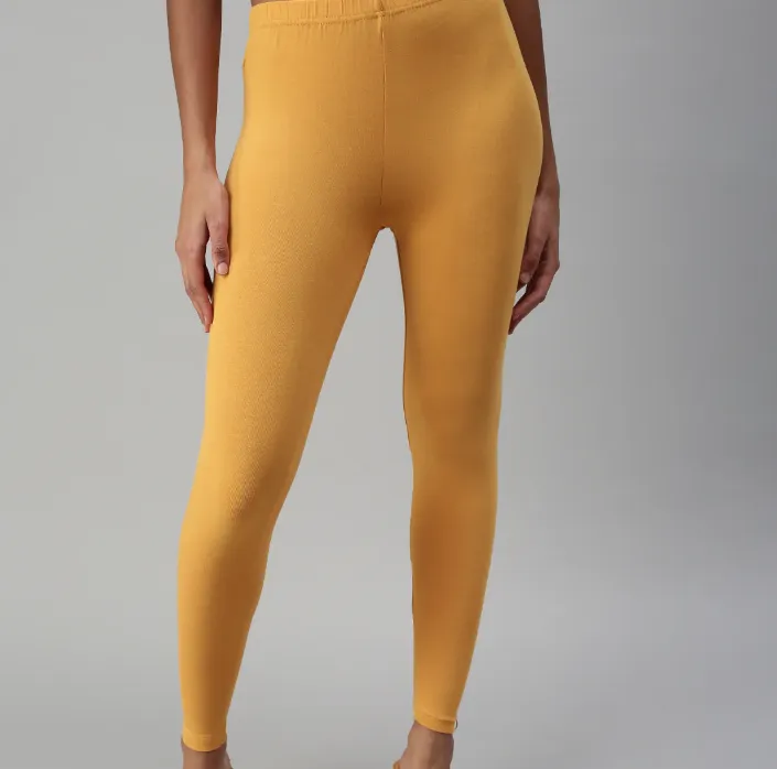 How To Choose And Customize The Right Women's Designer Leggings ...